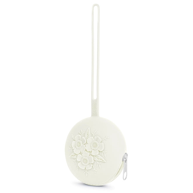 Adora Vanilla Paci Case Holder – A Perfect Present